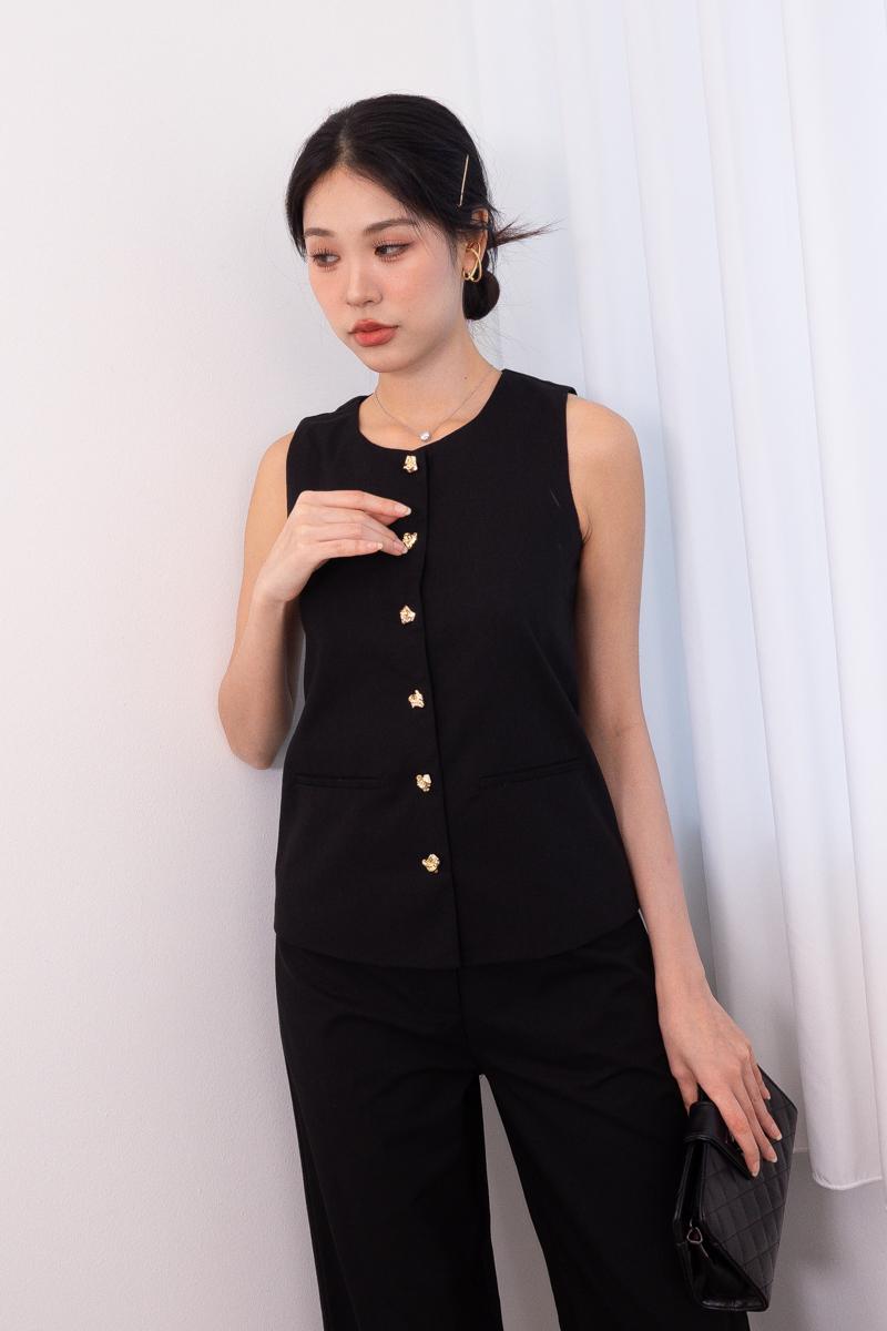 Sutton Buttons Down Vest Top in Black | 3INUTE
